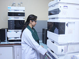 Skin & Hair Care products advised by dermatologists – Redermaesthetics